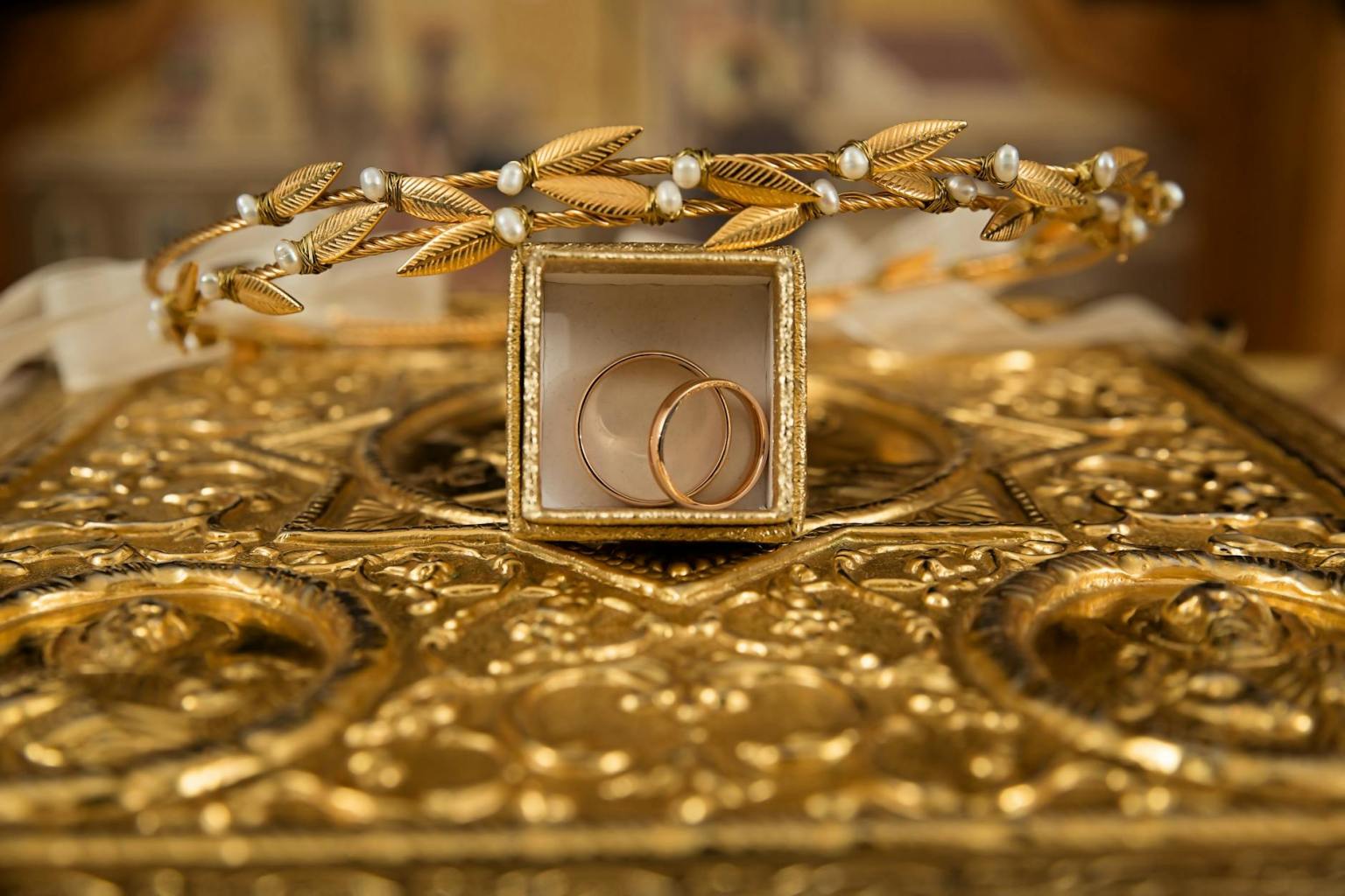 Gold Trading In Dubai: Opportunities And Guidelines 2024-2025